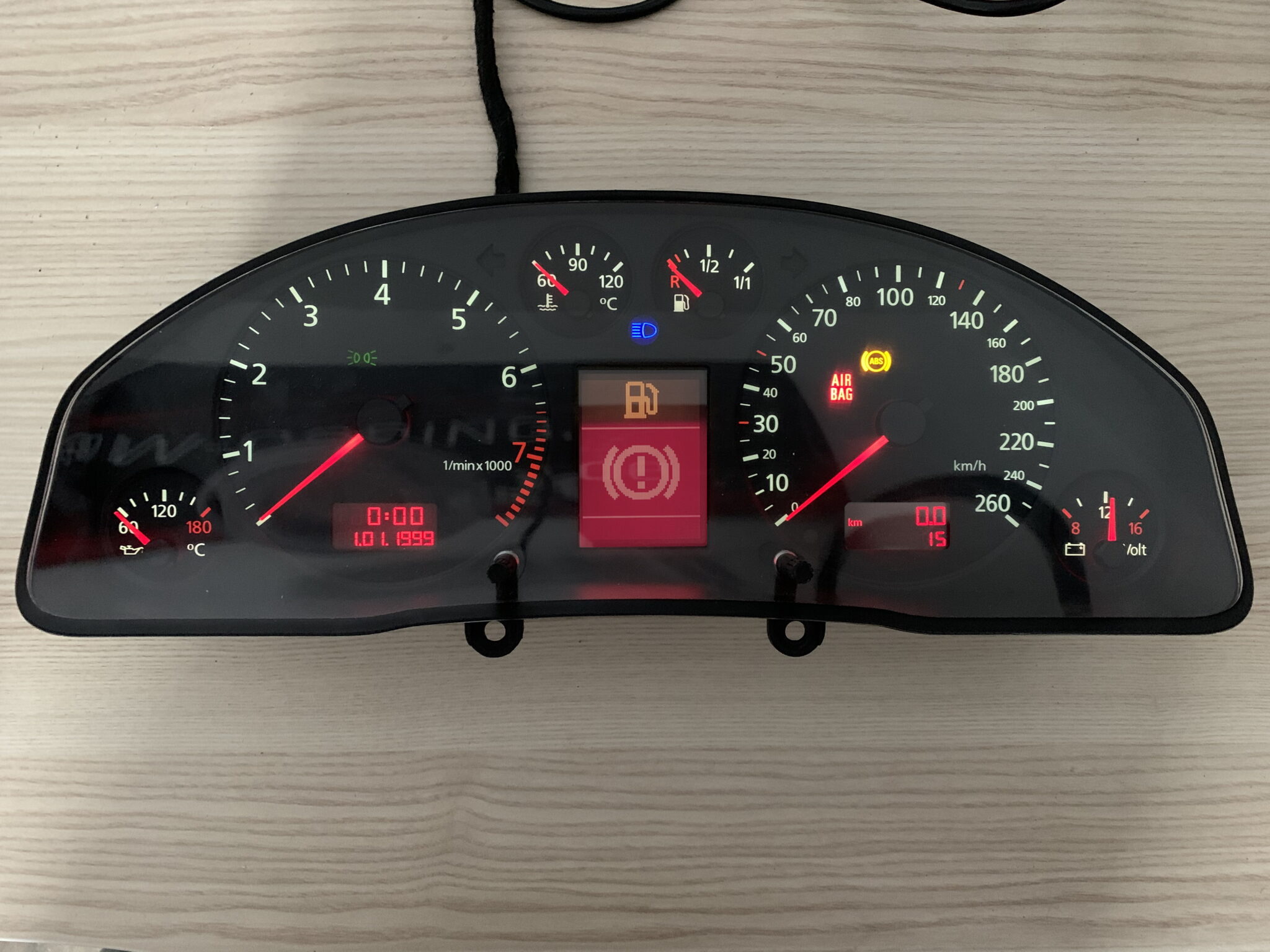 Audi A4 B5 Tacho
